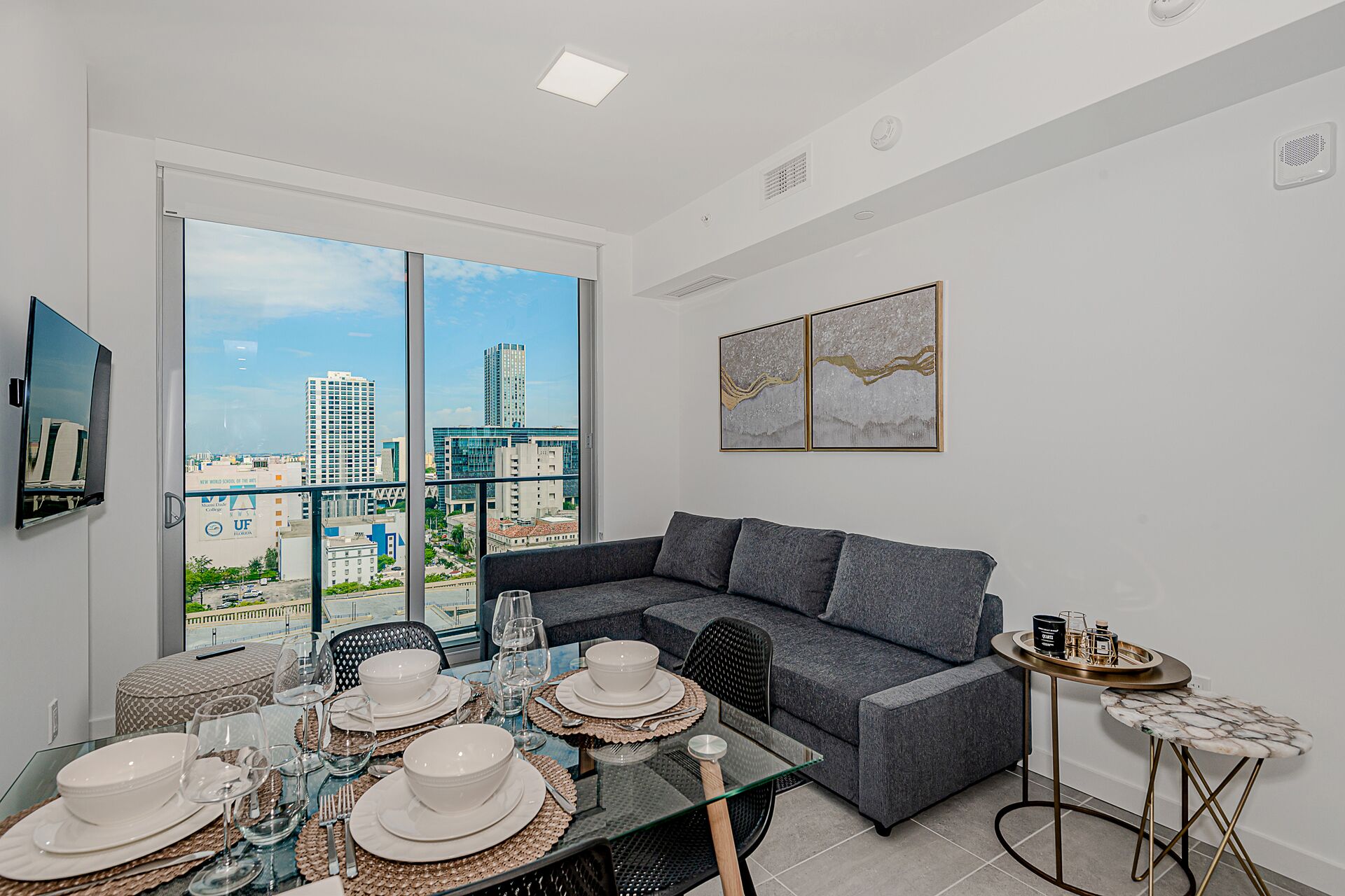 Stunning 1 Bedroom Apartment Miami Business District - #1805 - Miami