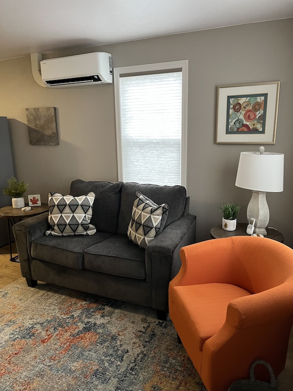 The Bungalow On State - Altoona, WI