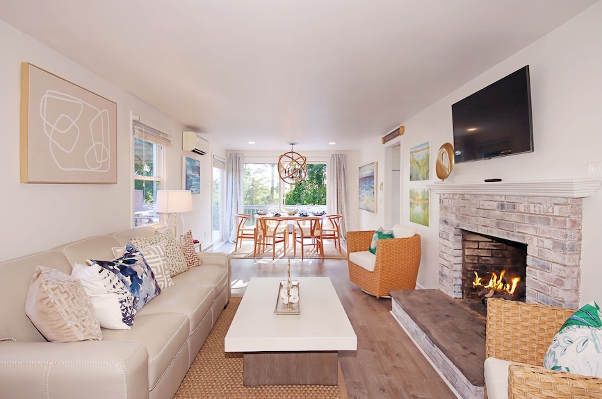 Sea Salt Air Changes Everything - ⭐️Stroll To Private Association Beach⭐️ - Old Saybrook, CT