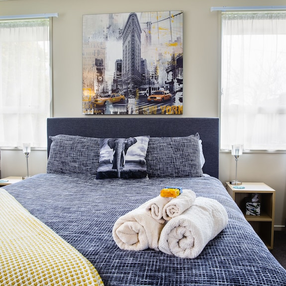 Chic Private Studio Close To Airport, Bus & Shops - Breakfast Included - Christchurch