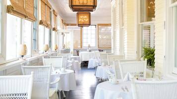 Pequeno-almoço completo diário incluído