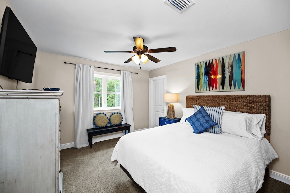 Fairhope Riverhouse/ Waterfront/private Pier/large Back Porch/great For Families, Sleeps 12 - Fairhope, AL