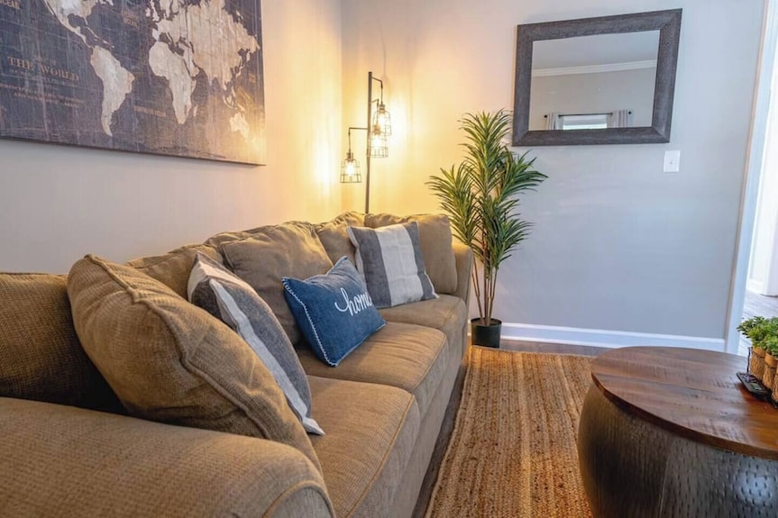 Relaxing 1br Cottage Hill | Pet-friendly - Montgomery, AL