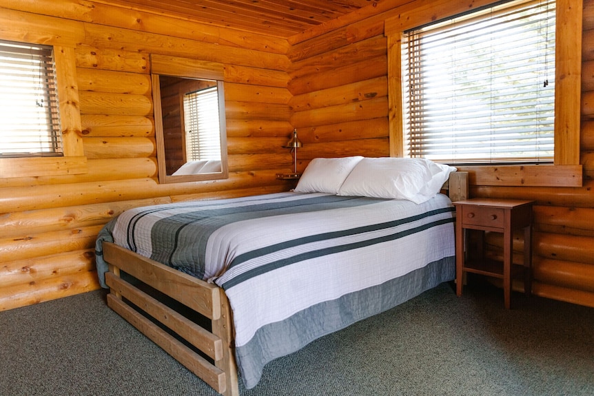 Bunkhouse 4 At Gallatin Canyon Cabins - Bozeman, MT