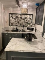 Casa | Cozinha privada | Geladeira, micro-ondas, fogão, cooktop