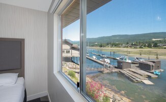 Quarto Deluxe, 2 camas queen-size, vista para o oceano | Vista para a praia ou o mar