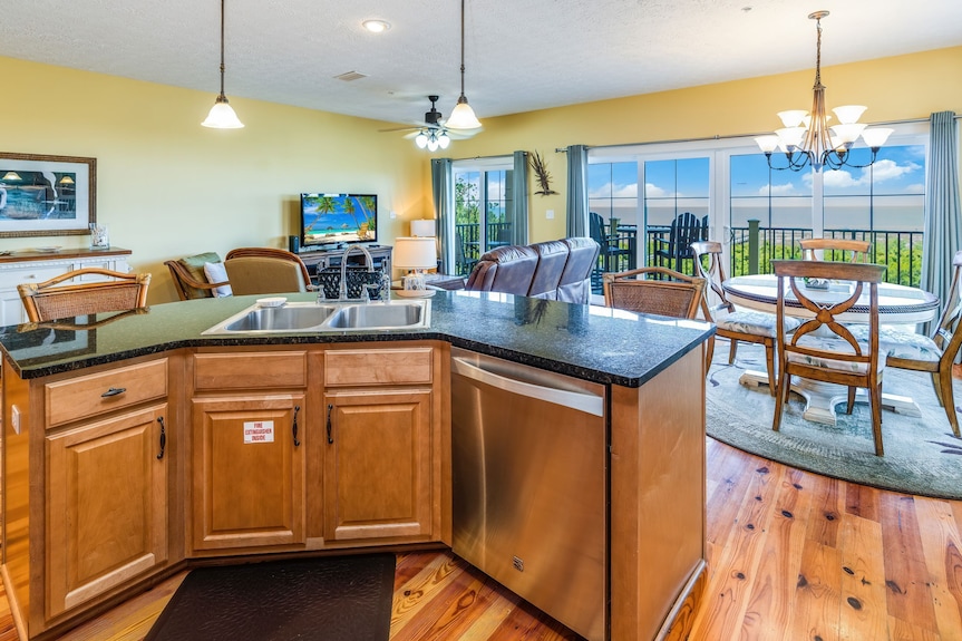 Beachfront, Boat Parking, Pool/hot Tub, Gulf Views - Cape San Blas