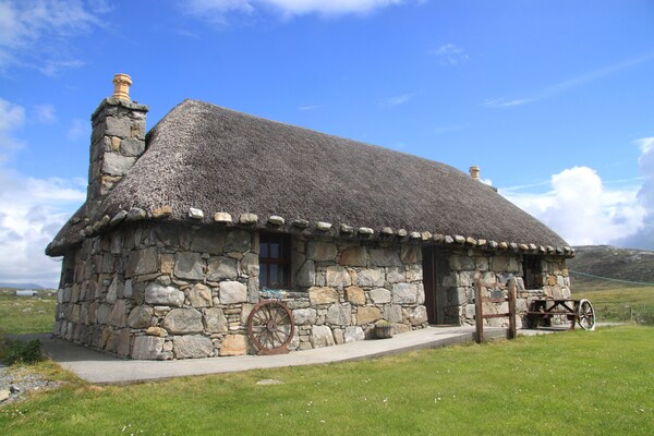 Smiddy Cottage - Barra, United Kingdom
