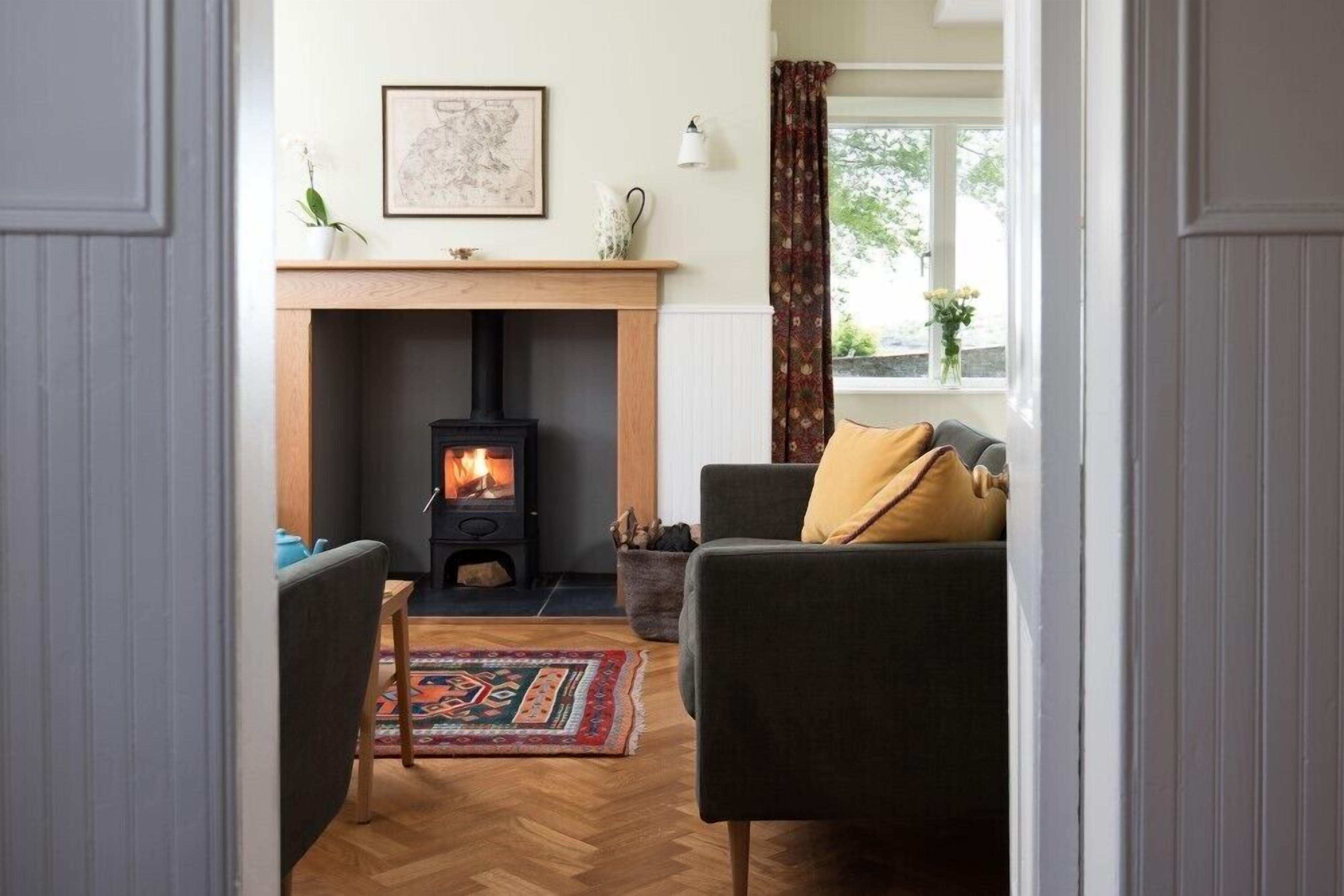 Beltie Lodge, Pet Friendly, With Open Fire In Borgue - Gatehouse of Fleet