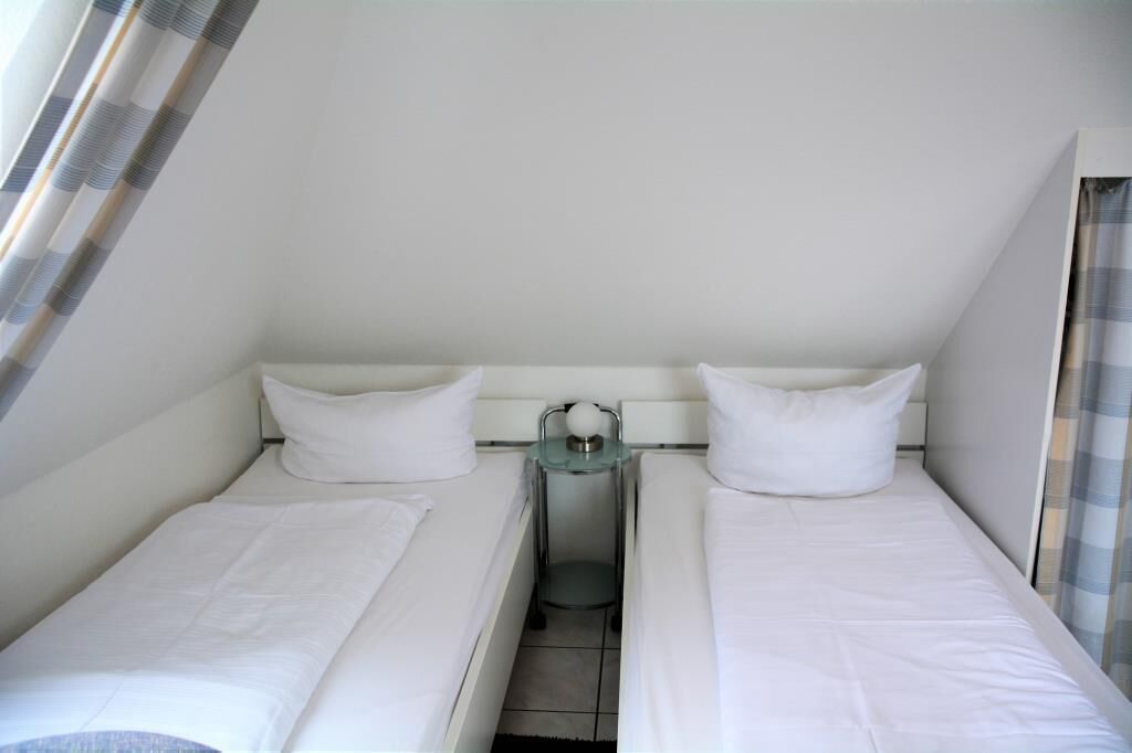 Small 1-room Vacation Apartment In An Idyllic Dune Location - Norderney