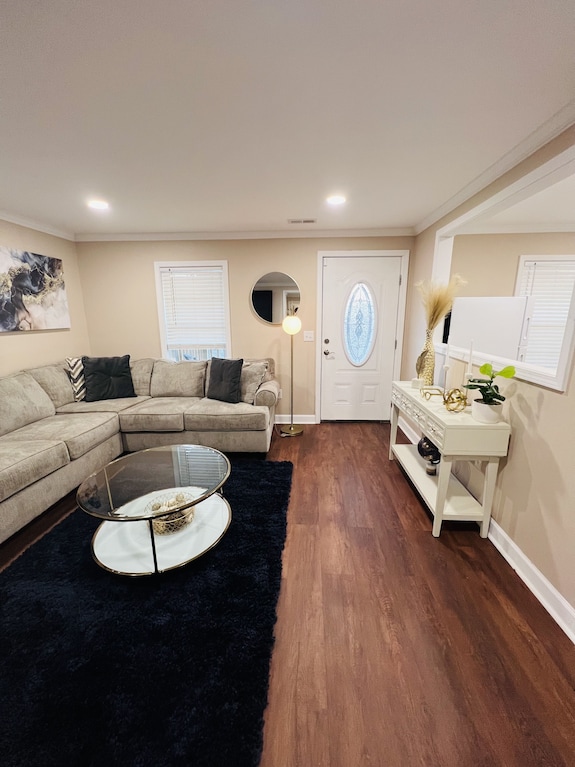 2 Bedroom Luxury Home Near Downtown - Greensboro, NC