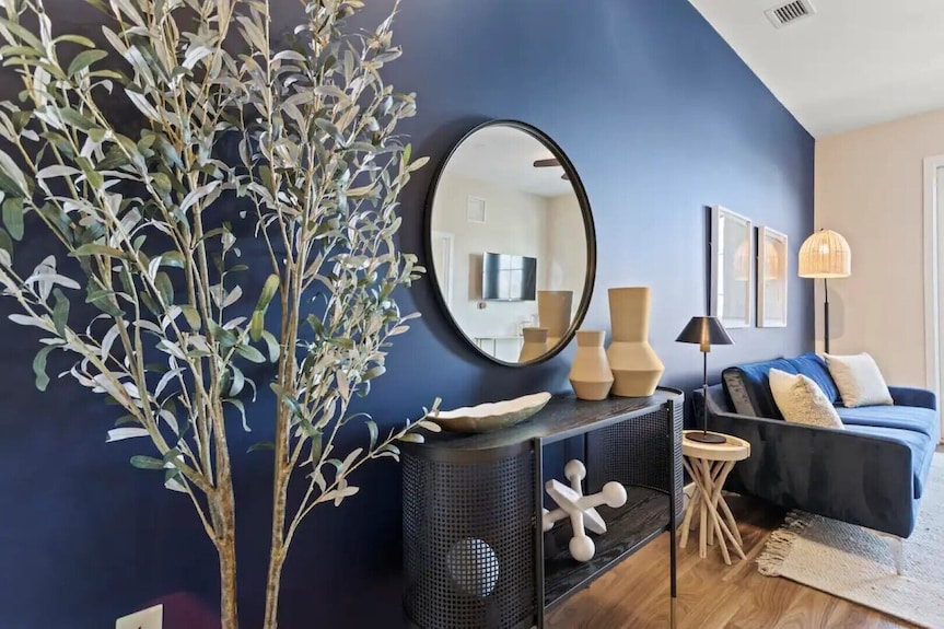 Deluxe Executive Old Town Apt W/dedicated Office - Washington, D.C., DC