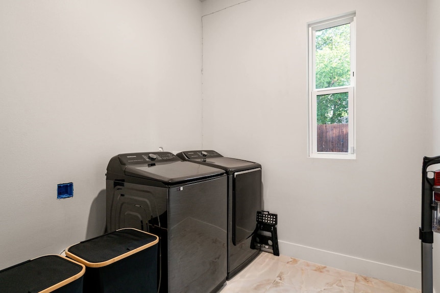 Luxury Mid Century Modernrooftopnear Everything! - Dallas, TX