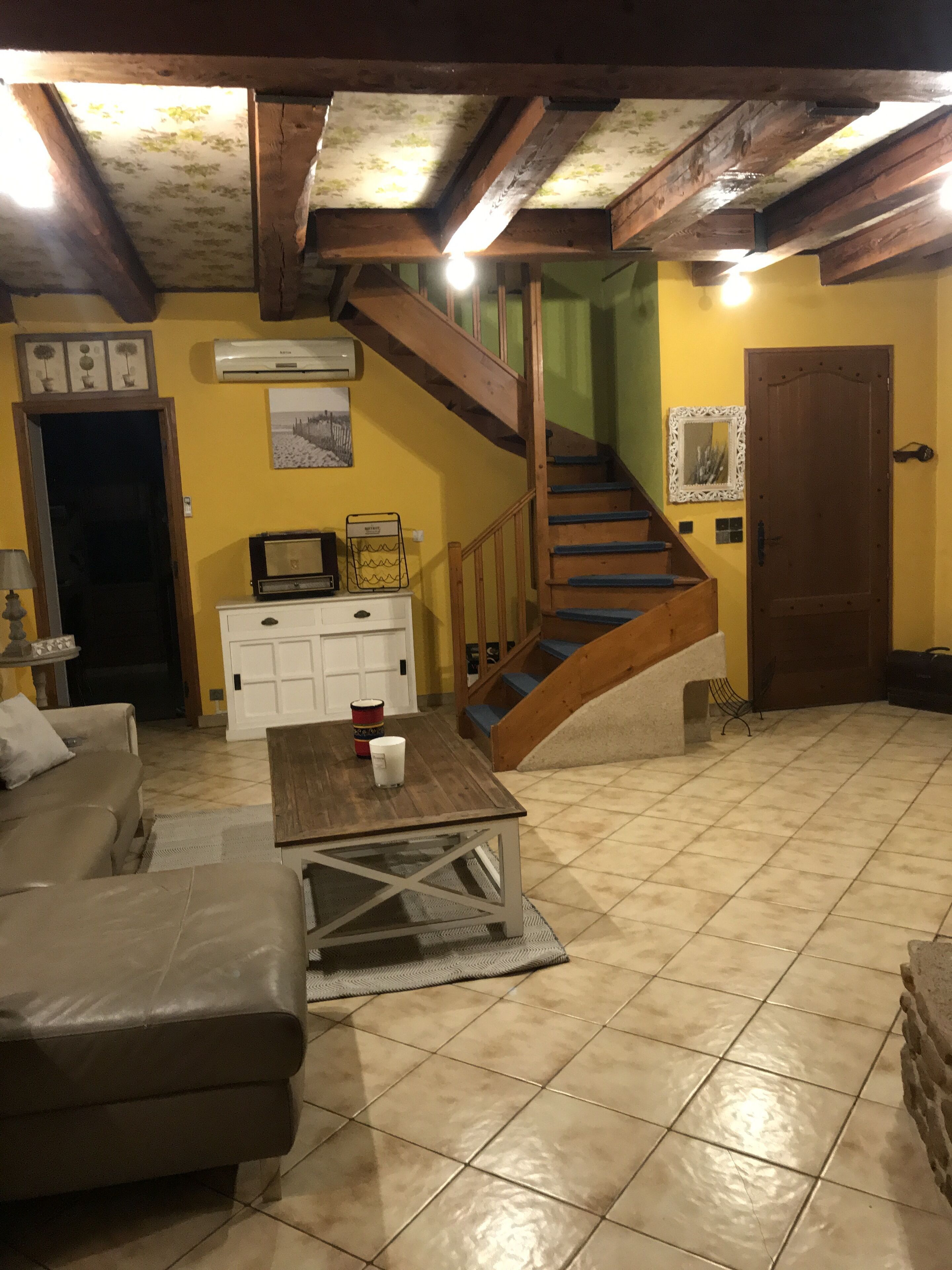 Maison De Campagne Au Pied Du Lubéron - Lauris