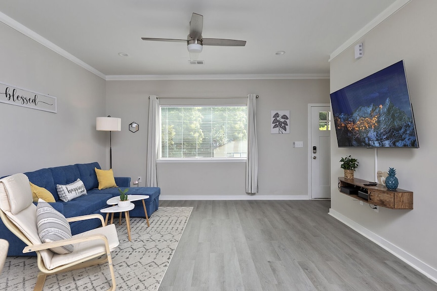 Cozy & Modern Home Close To Uptown & Airport - Charlotte Douglas Airport (CLT)