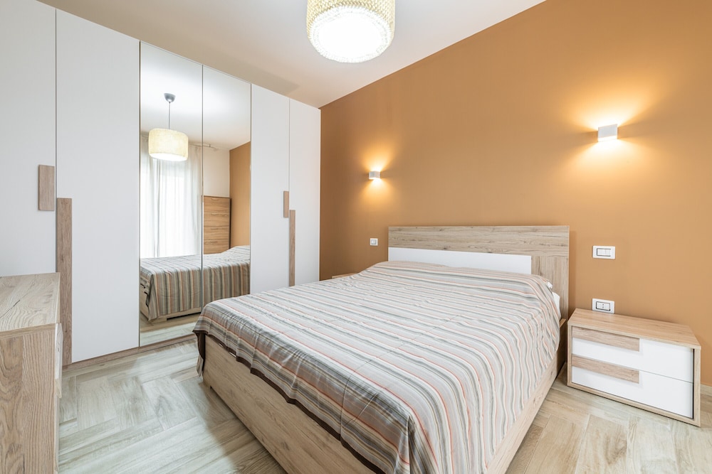 Maison De Vacances Casa Mattia Avec Terrasses, Jardin Et Wi-fi - Cagliari