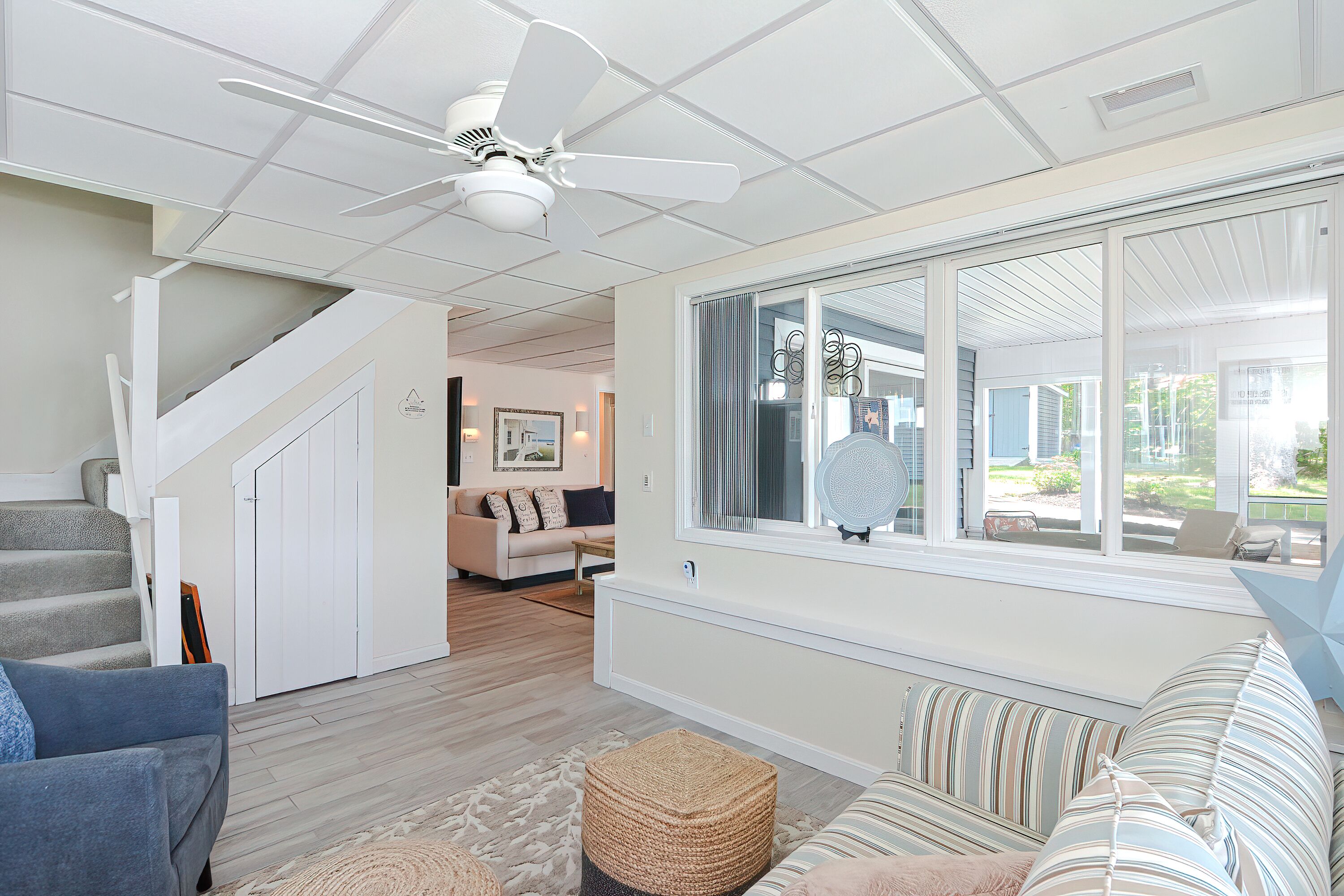 Blue Breeze - Private Lakefront W/ Hot Tub - Rochester, NH