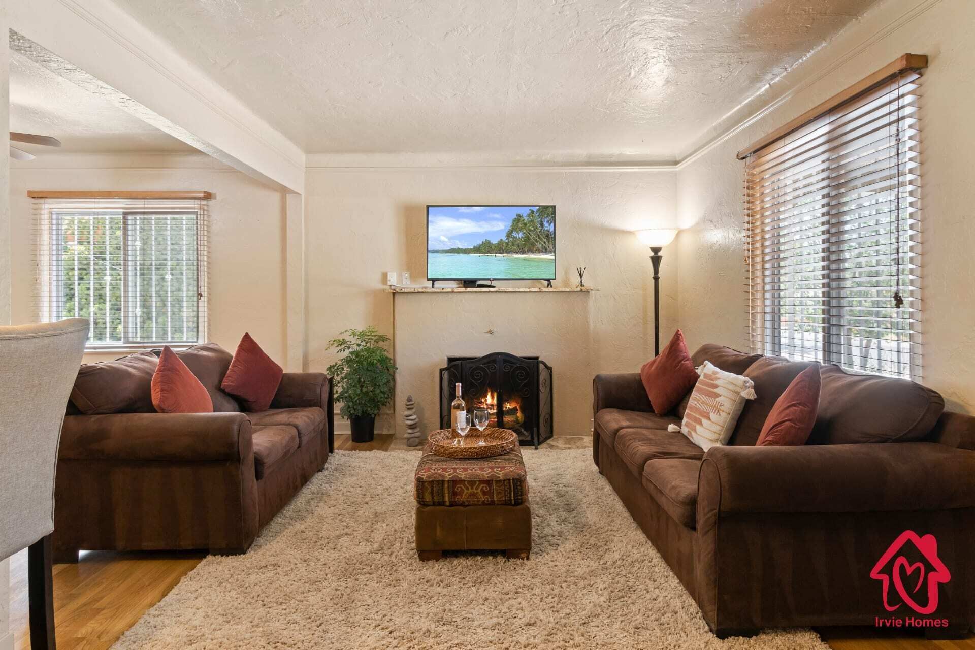 The Dartmouth House S - Albuquerque, NM