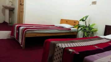 Quarto casal básico | Wi-Fi de cortesia