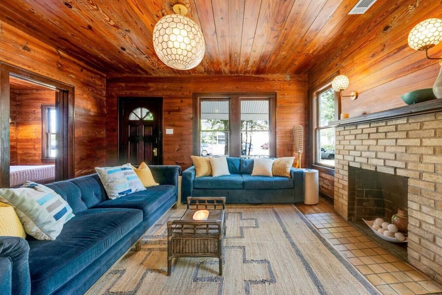 Adorable Historic Home, Super Close To Ut, Moody Center, And Downtown - Austin, TX