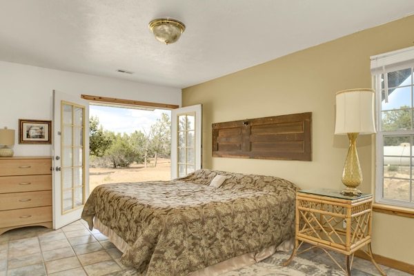 Apartamento, várias camas, vista para a montanha | 2 quartos, Wi-Fi de cortesia, roupa de cama