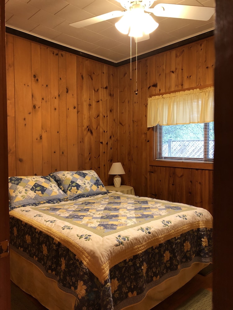 Fence Lake Retreat W/ Dock - Minocqua, wI