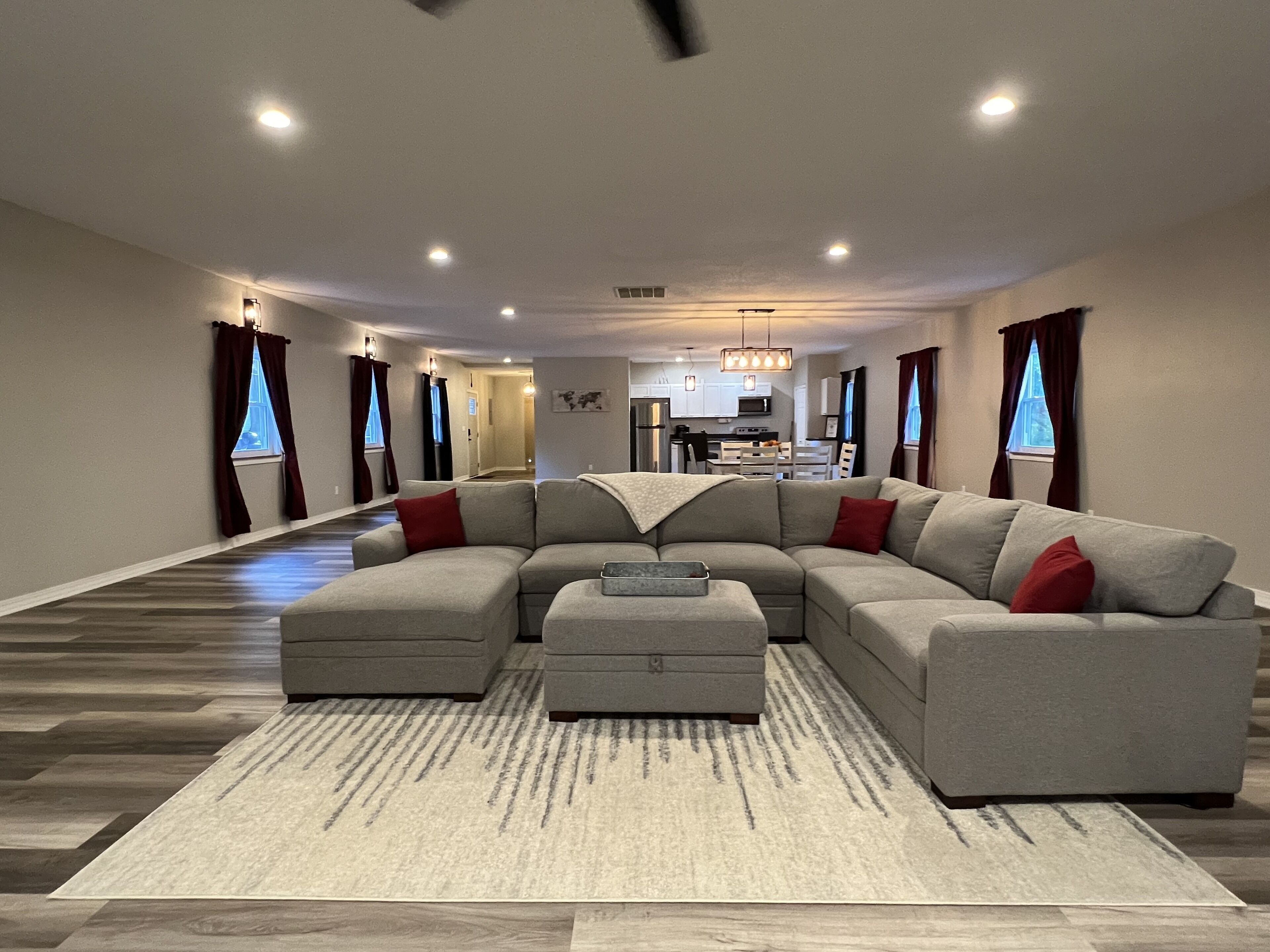 Elk Ridge Ranch ~ Luxury Log Lodge ~ 5 Plus Bedrooms ~ 3 Fire Places ...