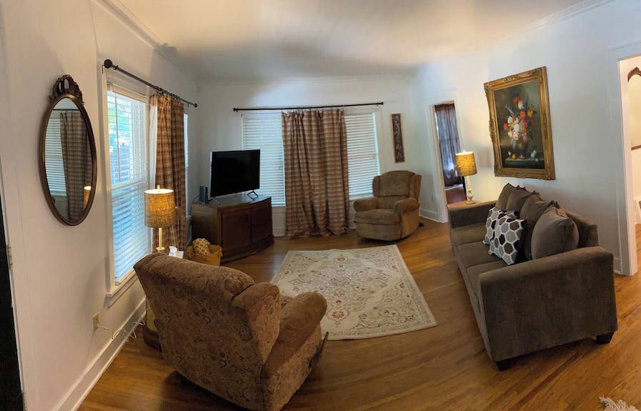 Zylees House On Choctaw Is Just A Short Walk To Downtown Tahlequah. - Tahlequah, OK