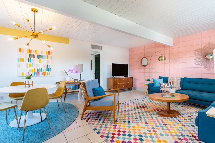 Chic Mid Century Bungalow At Famed Ocotillo Lodge - Palm Springs, CA