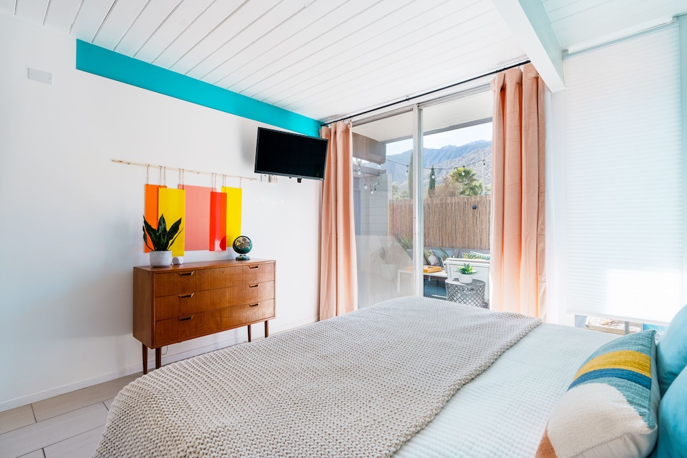Chic Mid Century Bungalow At Famed Ocotillo Lodge - Palm Springs