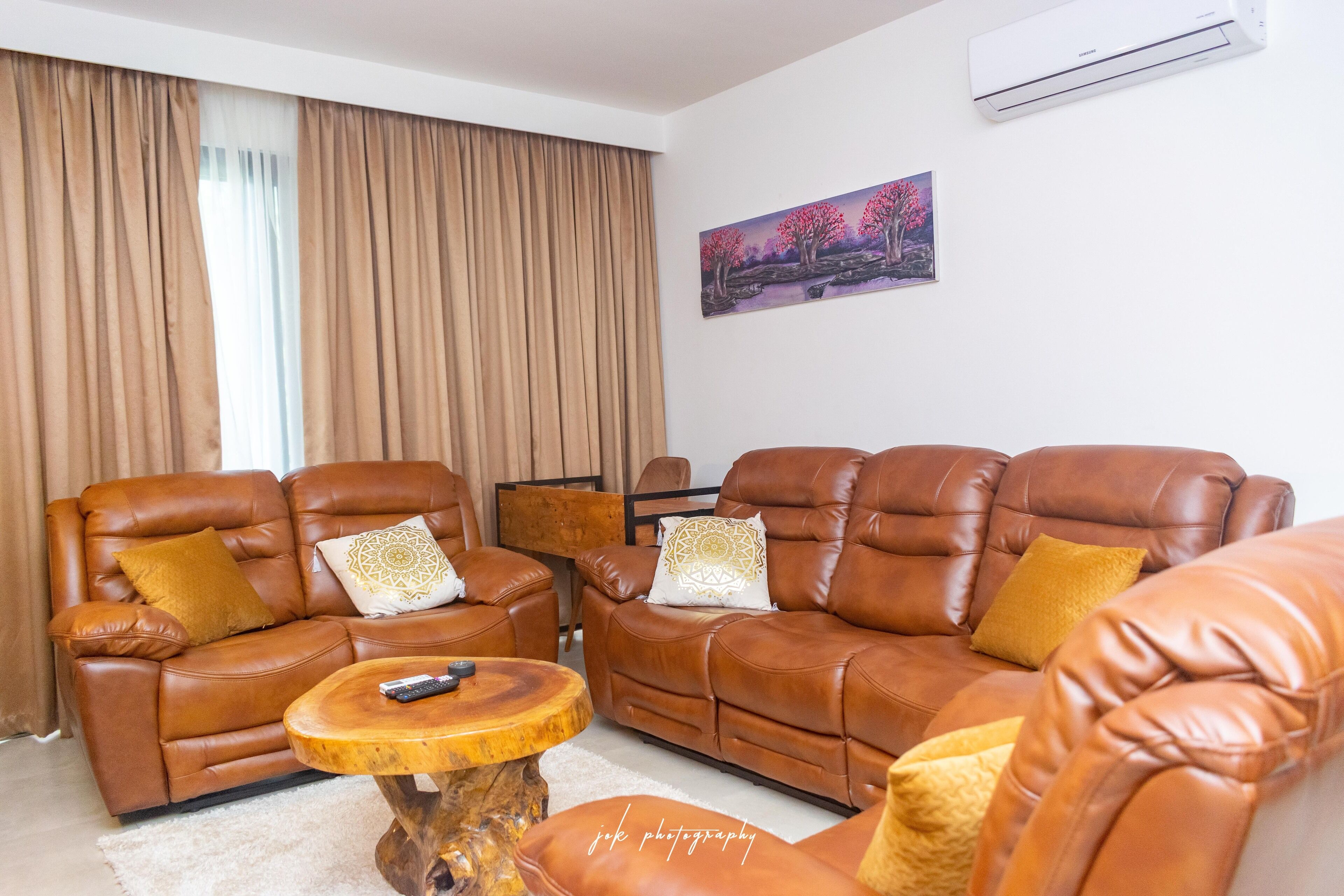 Modern 2 Bedroom  Apt W Pool Gym, 24 7 Security -  Opposite Kozo, Clan 7 - Accra