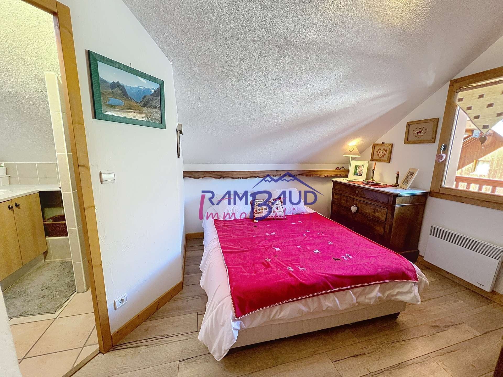 Charming 3 Rooms - Swimming Pool - Covered Parking - La Grave