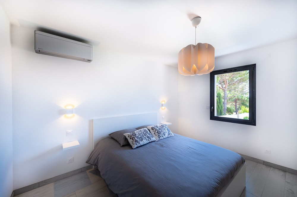 Magnifique Villa Neuve Haut De Gamme Piscine Collective Chauffée 8 Personnes. - Sanary-sur-Mer