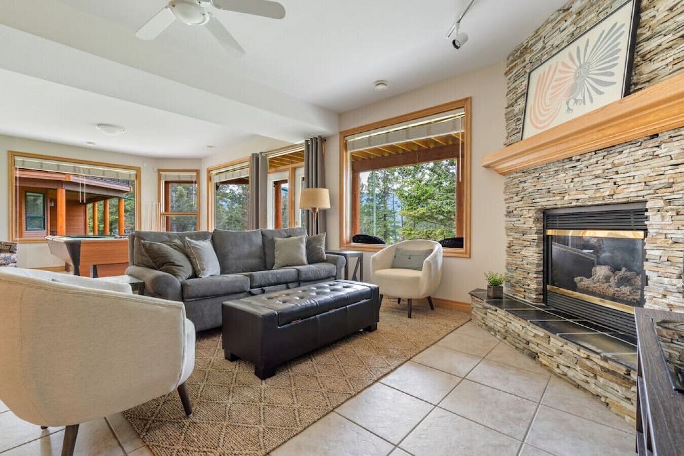 Chateau Lawrence | Pool Table | Kids` Gaming Room - Fairmont Hot Springs, BC