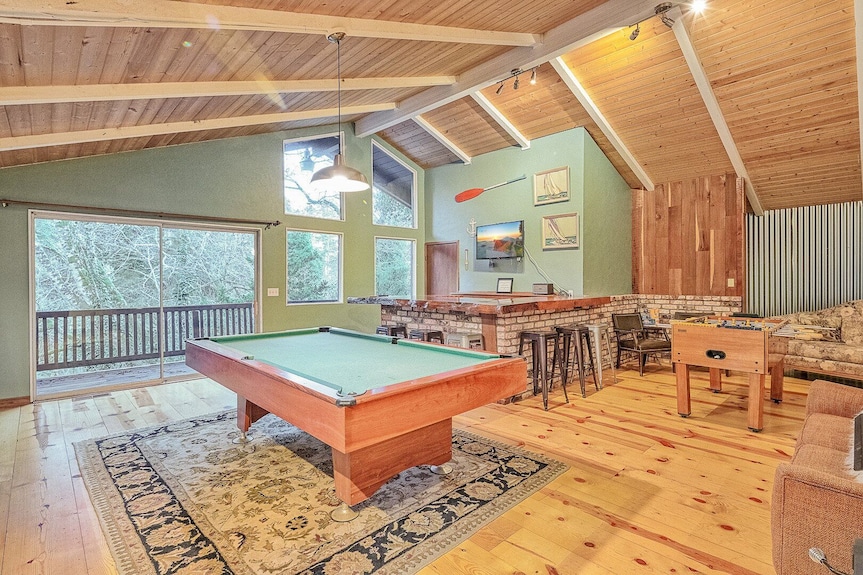 Your Own Private Forest Lodge In Town& Beach Trail - Trinidad