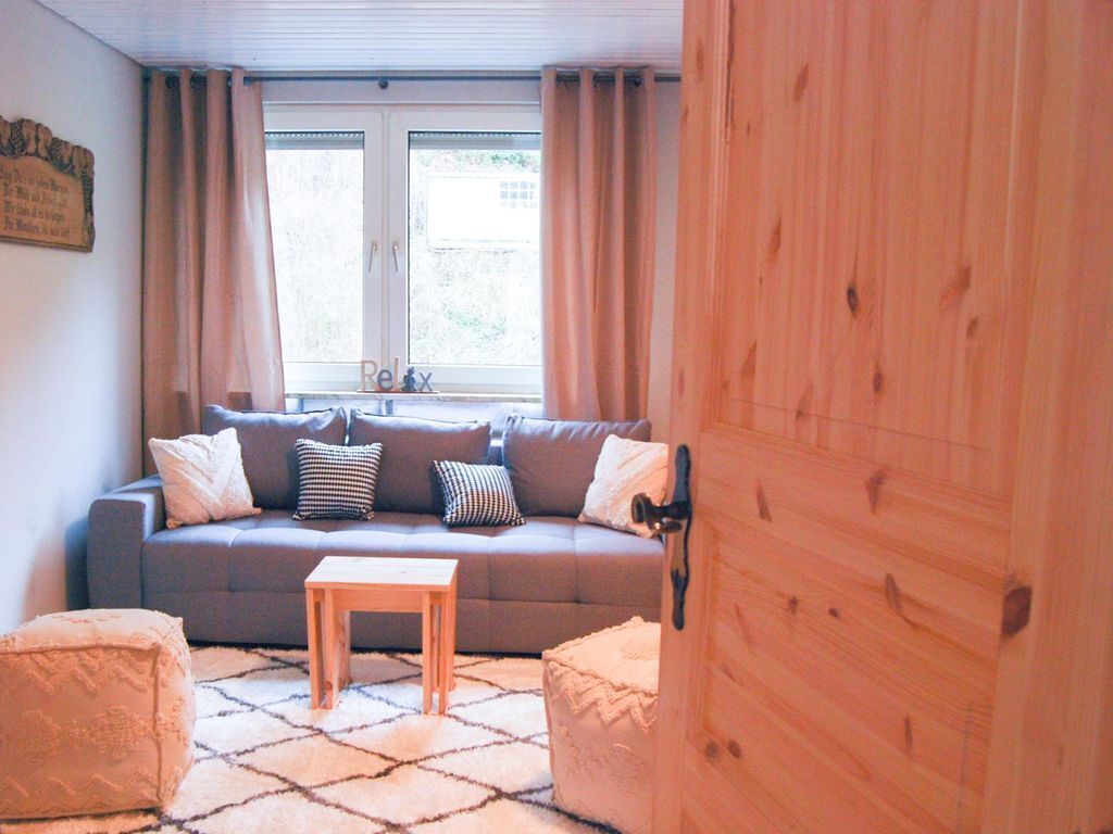 Ideal For Friends Traveling Together, 3 Bedrooms, 4 Bathrooms - Guest House At The Moseltherme - Traben-Trarbach
