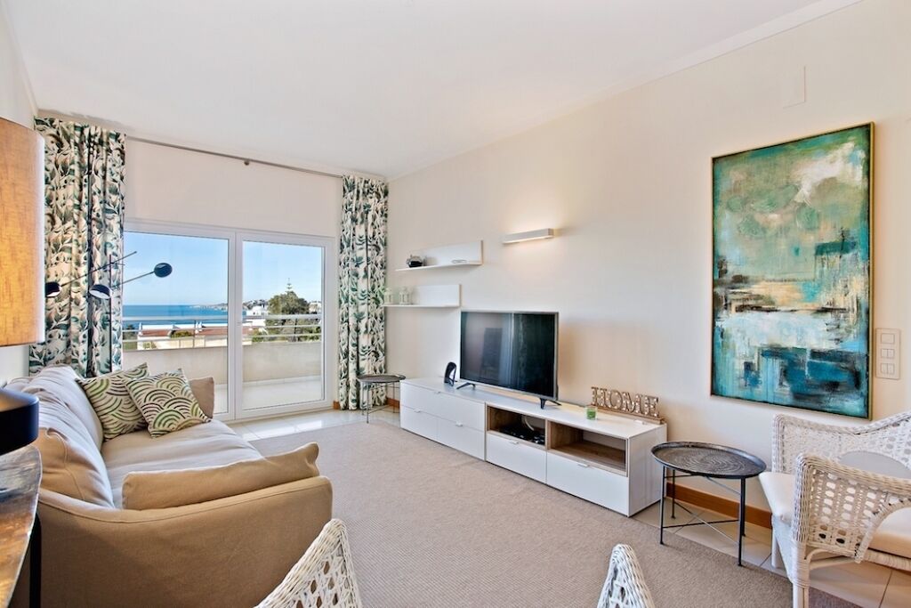 Luminous Sea View 2-bedroom Apartment In The Exclusive Quinta Da Barracuda - Albufeira