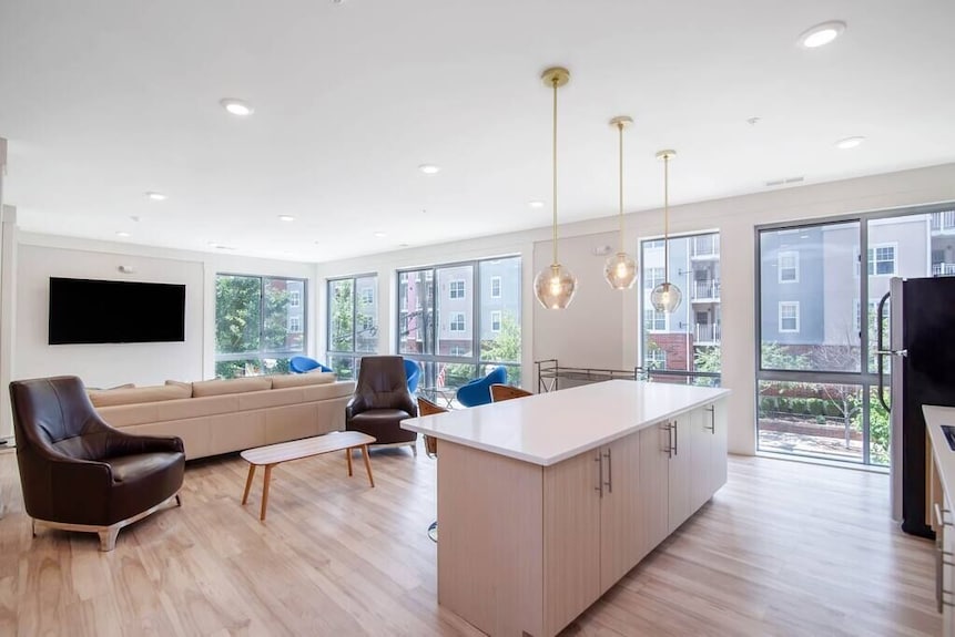 Chic 1 Bed Apt + Rooftop & Gym - Downtown Stamford - Long Island