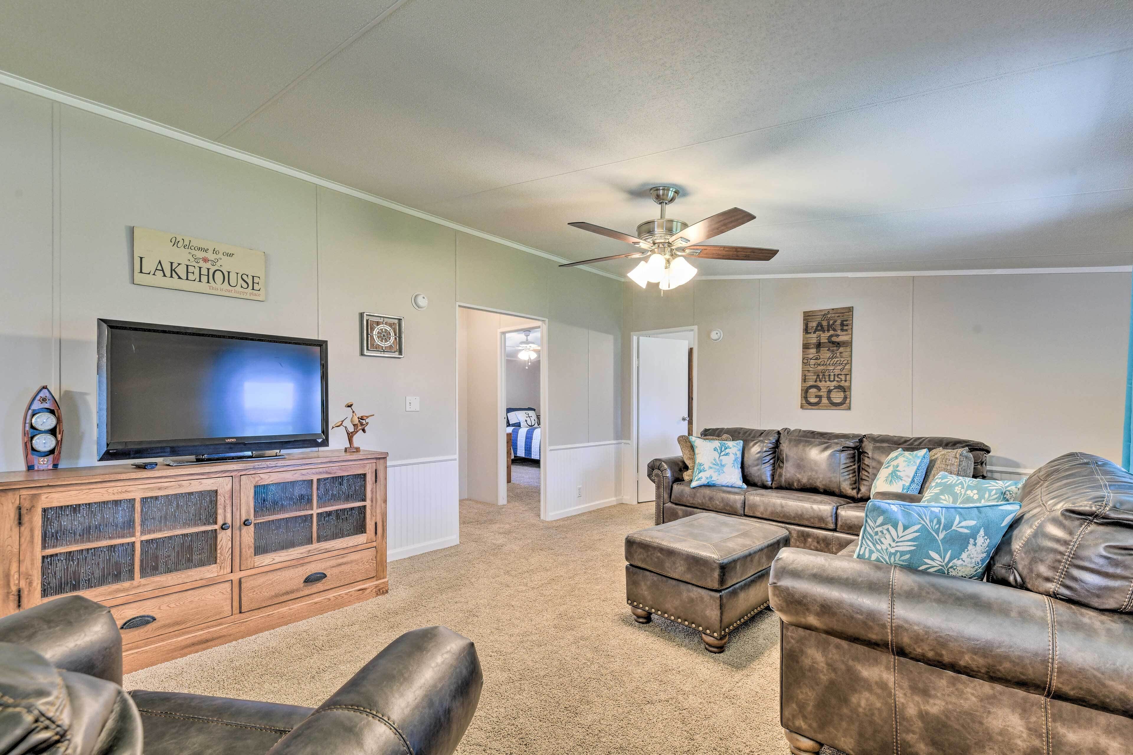 Lakefront Granbury Home, Boat Dock On-site! - Granbury, TX