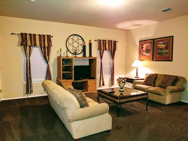 Beautiful Large Home Near Sea World, Riverwalk, Fiesta Texas - SeaWorld San Antonio, San Antonio