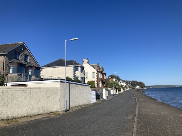 Waters Edge, Pet Friendly, Character Holiday Cottage In Stranraer - Portpatrick