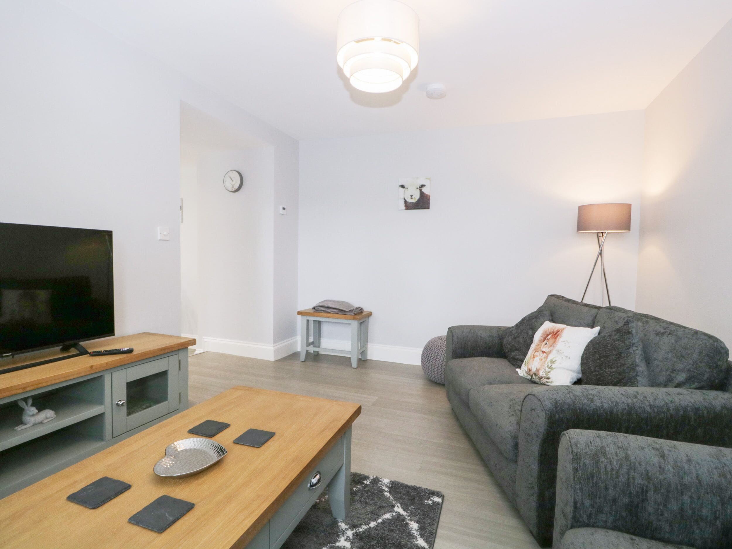 Oxen Park Farm Cottage, Family Friendly, With A Garden In Ulverston - Newby Bridge