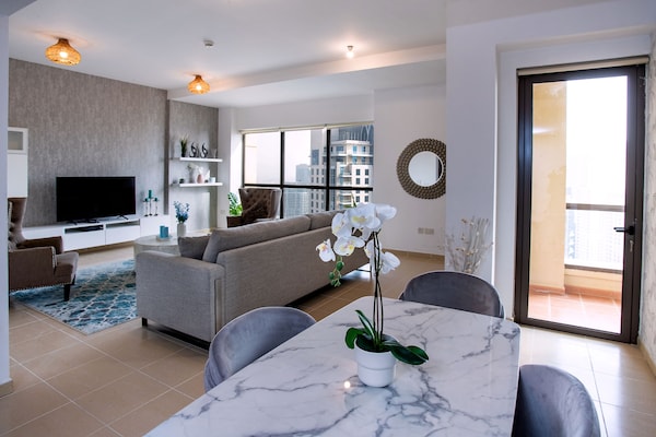 Spacious 2 Bedroom With Amazing Marina View Rimal Jbr - Dubaï
