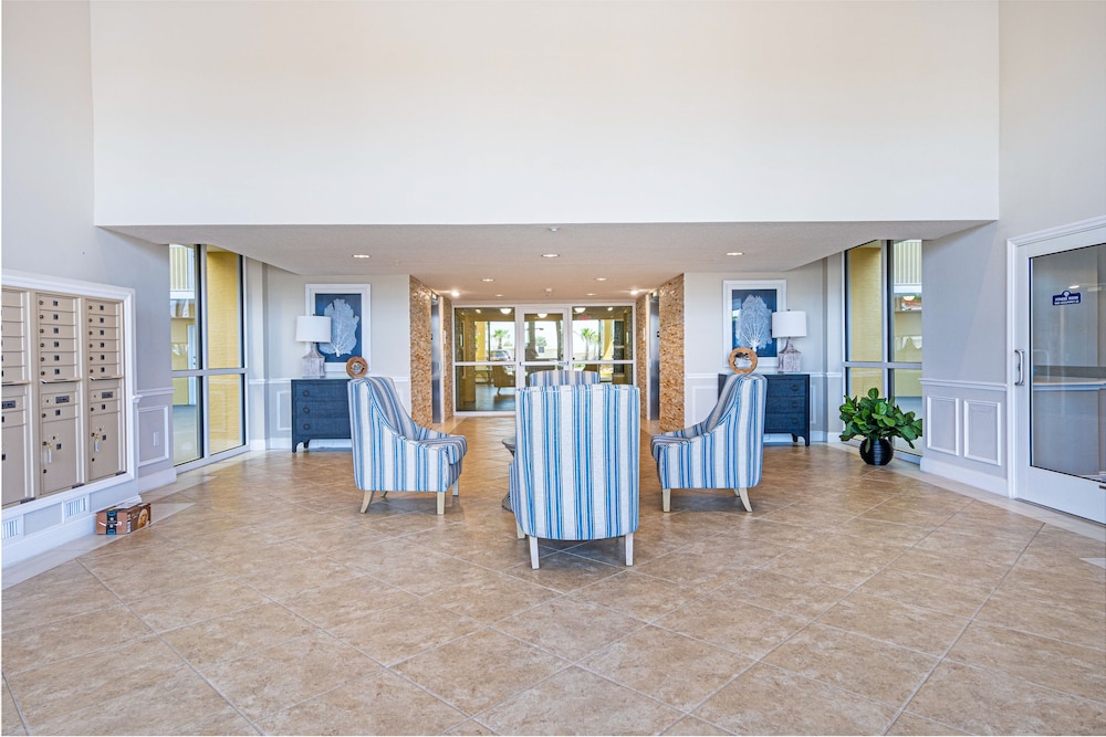 Aruba Condo-arcade/gaming -Direct Oceanfront #605 - Ponce Inlet, FL
