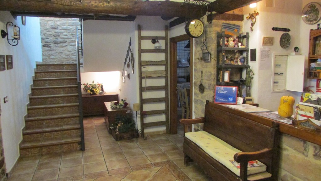 Casa De Piedra Ideal Familias, Tranquilidad Y Silencio - Aragona