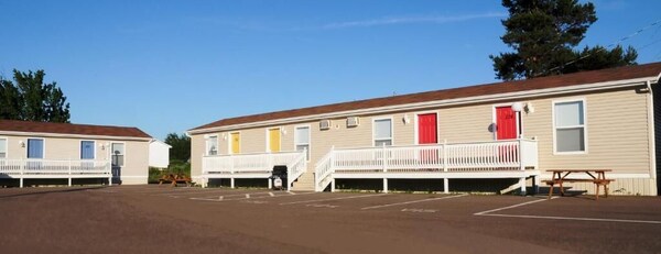 Gaudet Chalets & Motel - Shediac