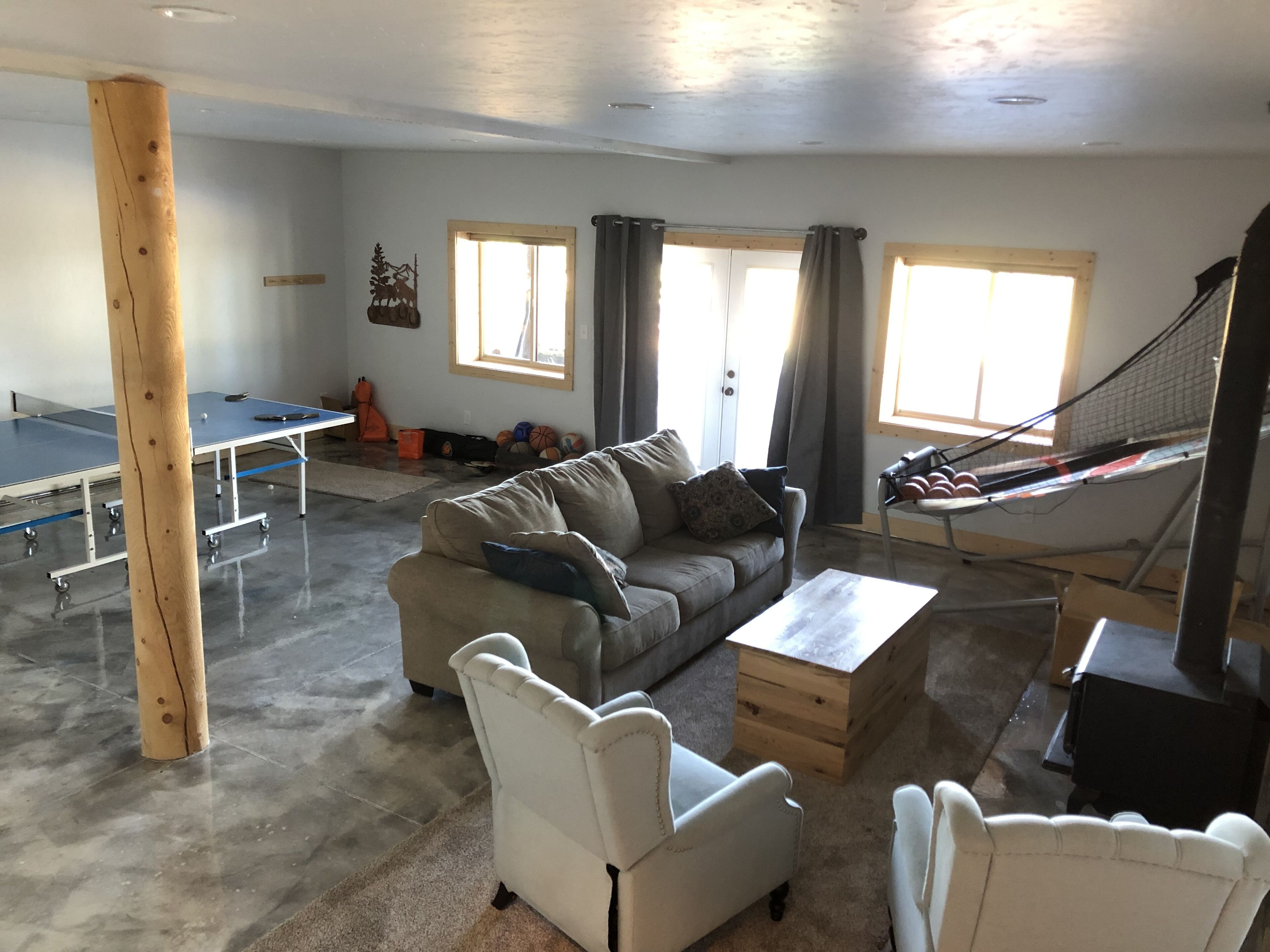 Private Log Cabin With Breathtaking Views On 15 Acres Adjacent To Forest Service - Idaho