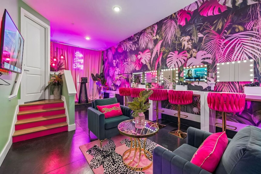 New Listing - Wild Roots At The Pink Palm Retreat - Hendersonville, TN