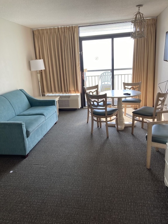 The Ocean Is Calling You To Landmark Resort Ocean Front <Br>a Whole Entire Condo<br> - Murrells Inlet