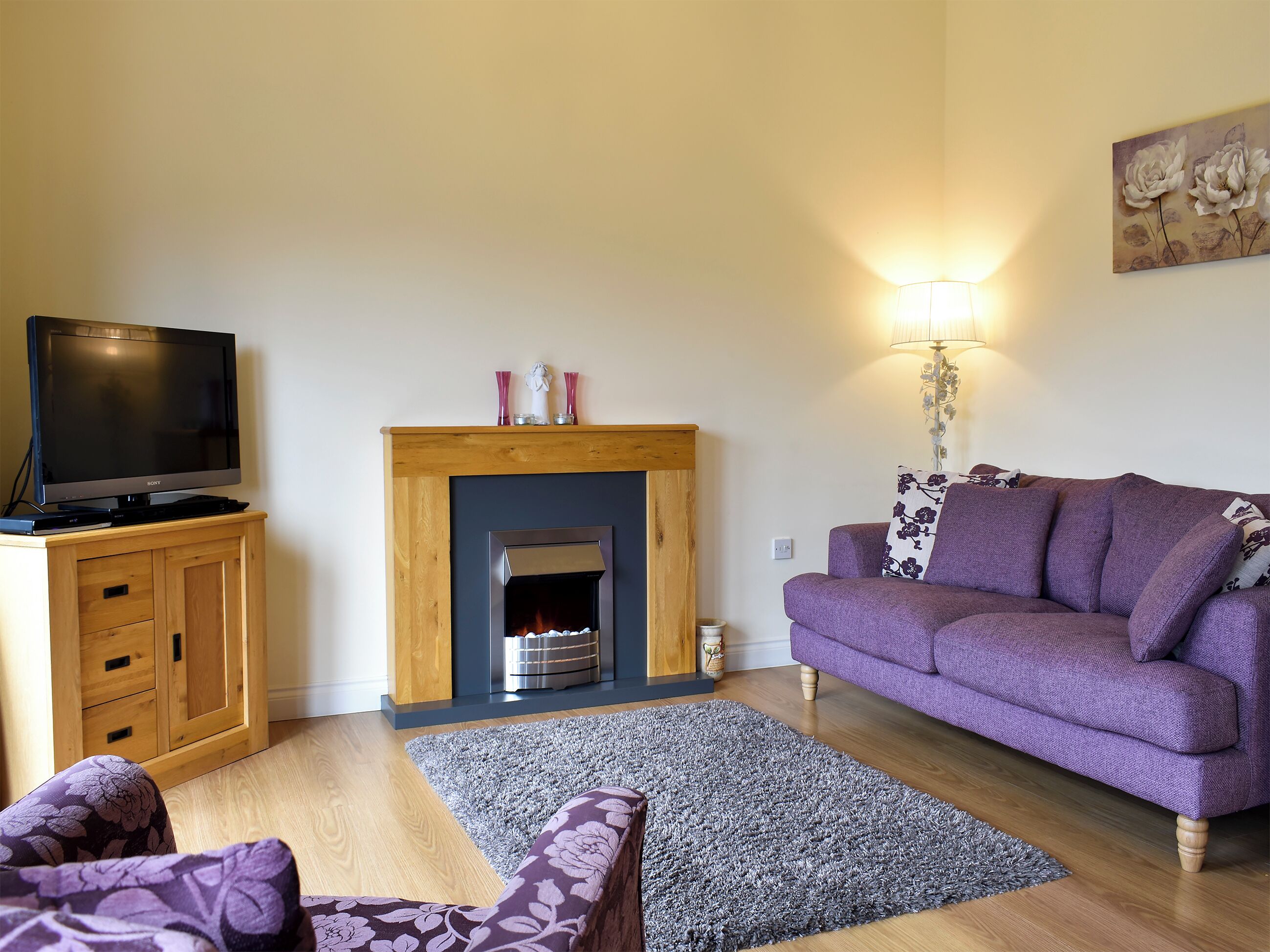 2 Bedroom Accommodation In Landford, Near New Forest - Paultons Park Home of Peppa Pig World